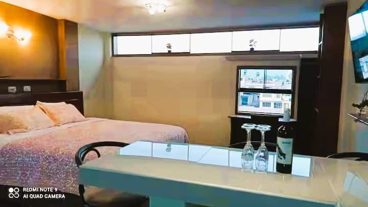 Loft Moder | Cama King 2x2 | Smart Tv 70” | Netflx - Cajamarca