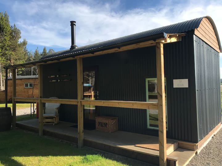 Bothan - With Stunning Mountain Views - Grantown-on-Spey