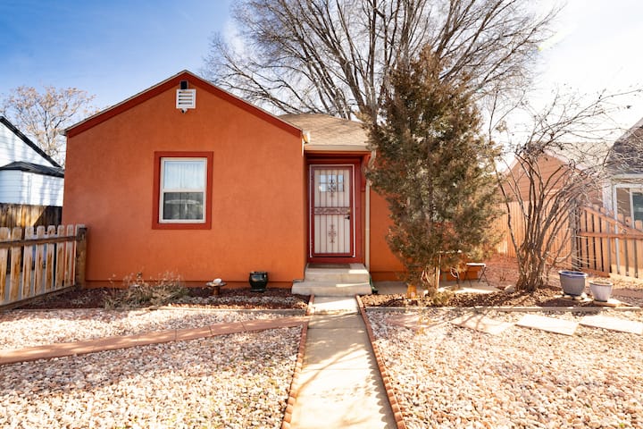 Enjoy The Weekend Getaway At The Barnum Bungalow! - West Colfax - Denver