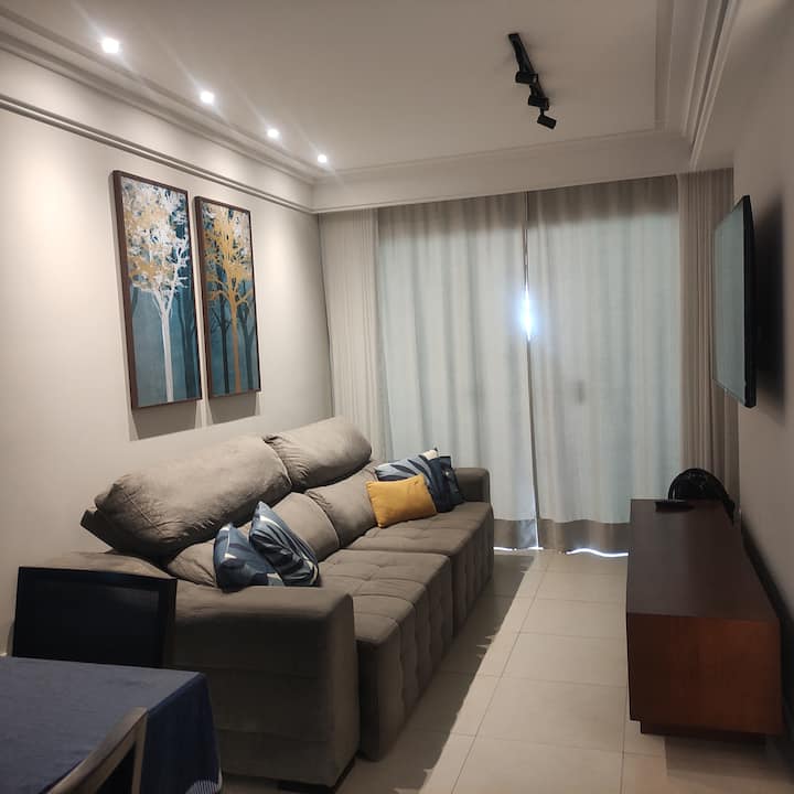 Lindo Apto 2 Qts 1 Suíte Ar Splits Nos Qtos E Sala - Vila Velha