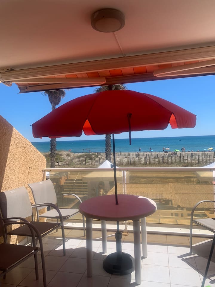 F2 Cosy Avec Terrasse Les Pieds Dans L Eau. - Sainte-Marie-la-Mer