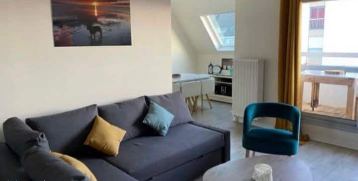 Appartement Lumineux Avec Balcon [Mer à 500 M] - Ouistreham