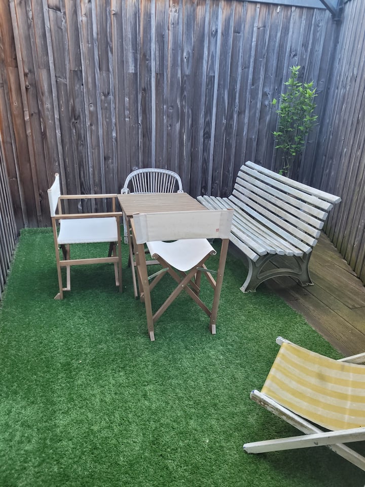 Chambre Pour 2 Personnes Avec S D Eau Et Wc Privé. - Niort