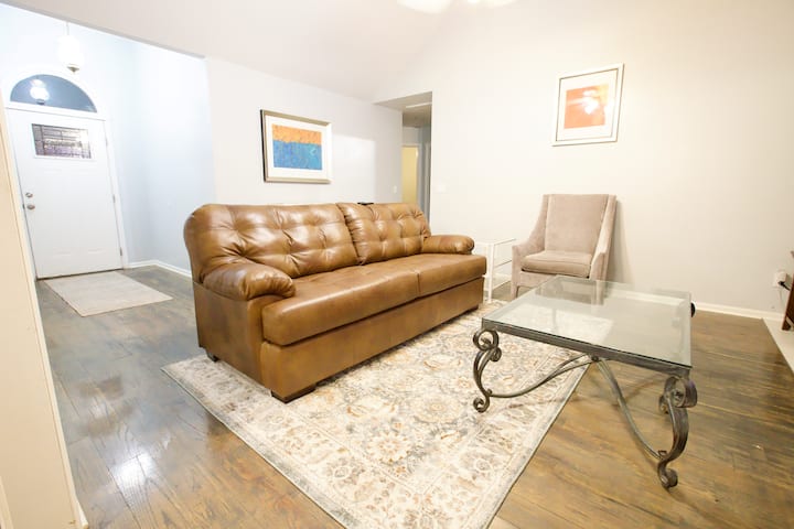 Spacious Luxury Home, Prime Location - 본에어