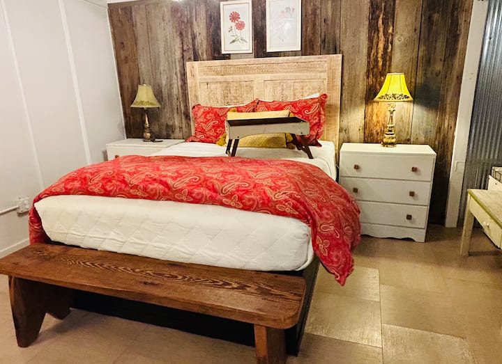 The Potting Shed Farmstay Retreat Experience - Mississippi