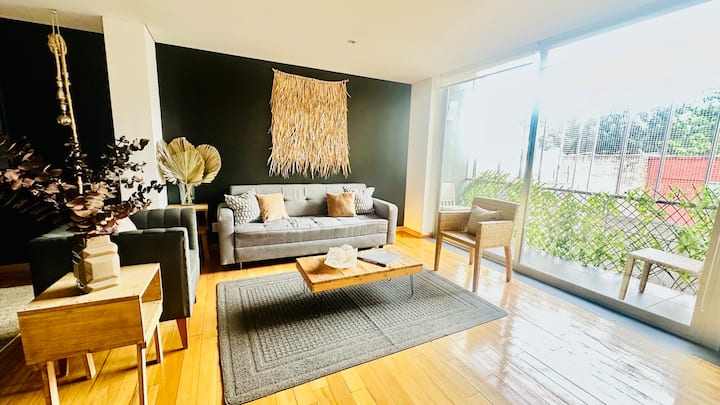 Extra Large Trendy Roma Condo. - Mexico City