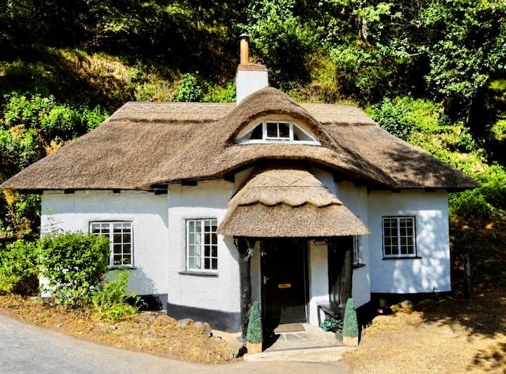 Delightful  Devon Chocolate Box Cottage - Dulverton