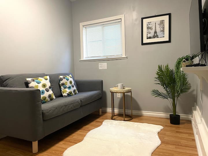 Quiet Private 1br Suite｜free Parking｜ - 코퀴틀럼