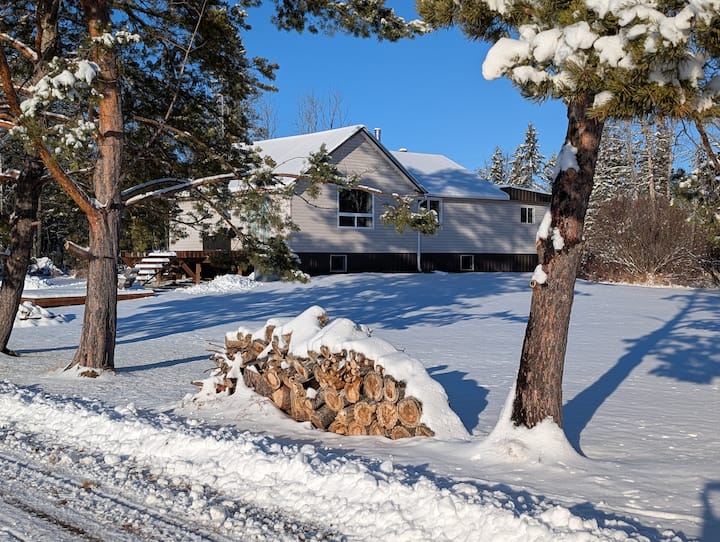 Winter Wonderland Near Narrow Hills Provincialpark - Saskatchewan