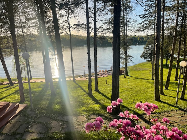 Lake House Close To Skiing & Indoor Hot Tub - Hudson, NY