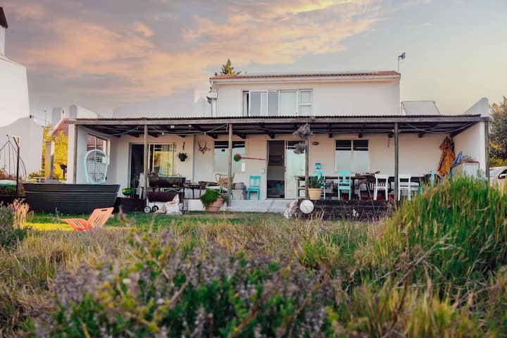 Family Friendly, Hot Tub,wi Fi ,Kayak,pets Welcome - Saint Helena Bay