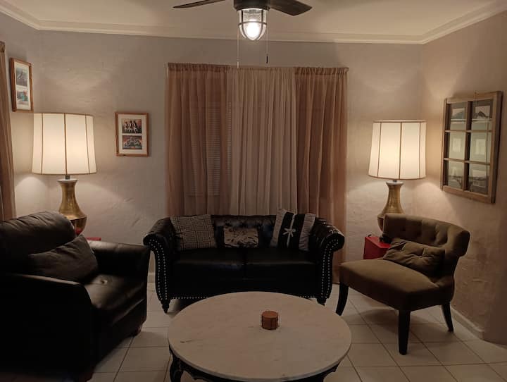 Sonoran Desert Hideaway With Screen Porch - Mammoth, AZ