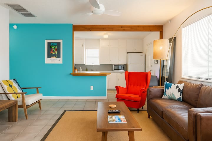 South Congress Zen Den! Walk Everywhere! - Austin, TX