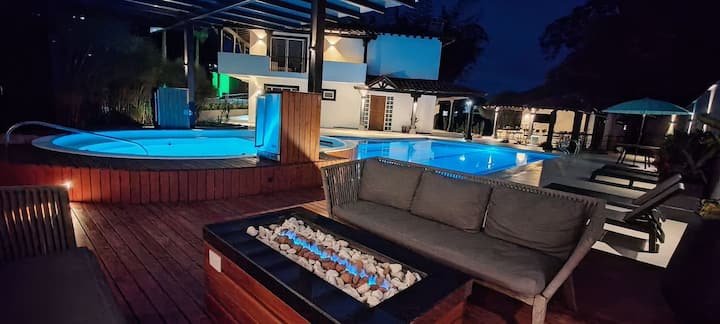 22personas. Piscina. Jacuzzi -Climatizado. Bar.bbq - Guatape