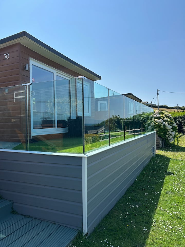 2-bed Sea View Chalet With Gated Parking & Bbq - Plymouth
