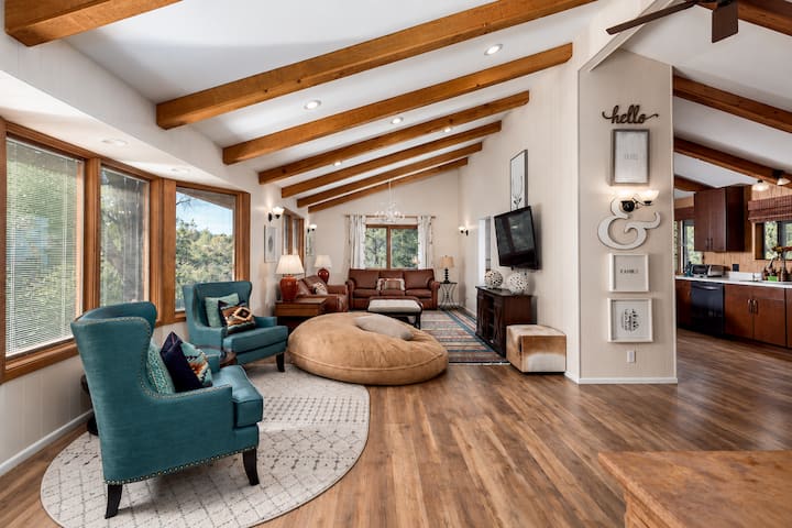 Lynx Landing | Secluded Sedona Retreat W/ Hot Tub, Fire Pit & Near Chapel - Sedona, AZ