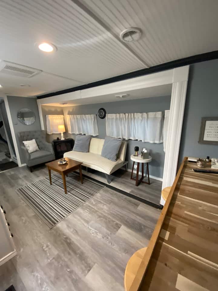 Tranquil Escape - Green Bay, WI