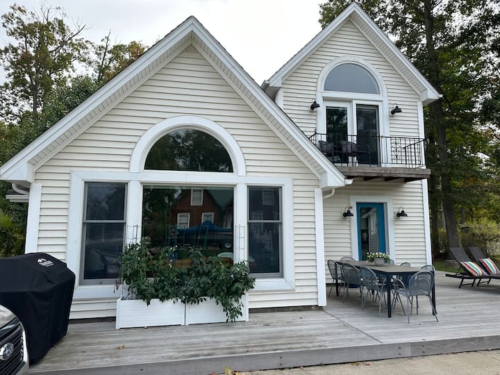 Quiet & Cozy Lake Milton Cottage | 3br/2ba - Berlin Lake, OH