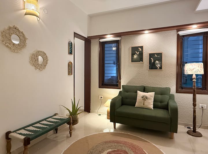 Luxury & Modern 1 Bhk With Ac - India