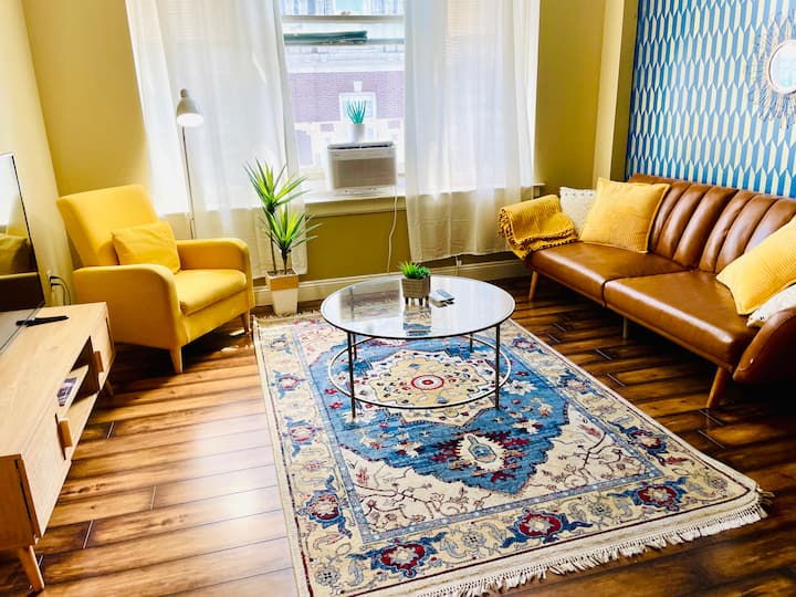 Two Bedroom Apt With 4 Twins Or Converted 2 Kings! - Beale Street Music Festival