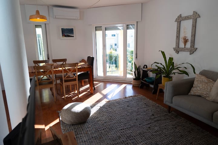 Routes Surf&nature • Entire Home 2–8p, Terrace+gym - Cascaes