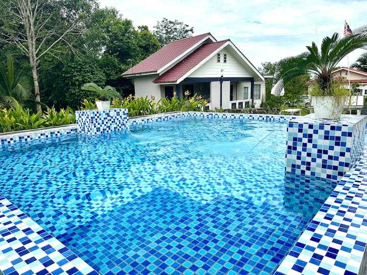 1 Queen Bed Room|pool| Kapal Terbang Guest House - Langkawi