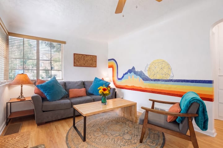 Artful West Highland Home, Walk To Sloan's Lake - Troika, Denver