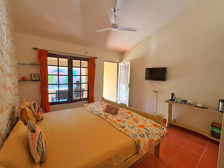 Flora Cabin | Pool - Fast Wifi - Nature Trails - Lonavala