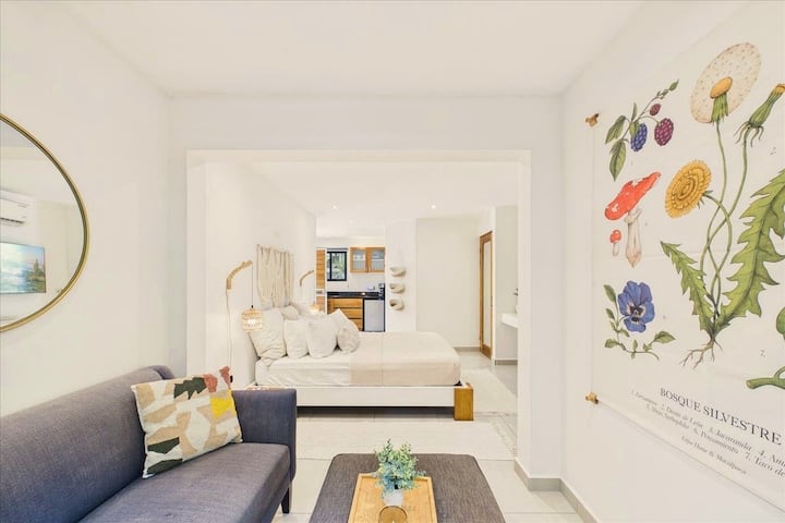 Walk To Guiones Bch | Heart Of Town | Apt #1 - Nosara