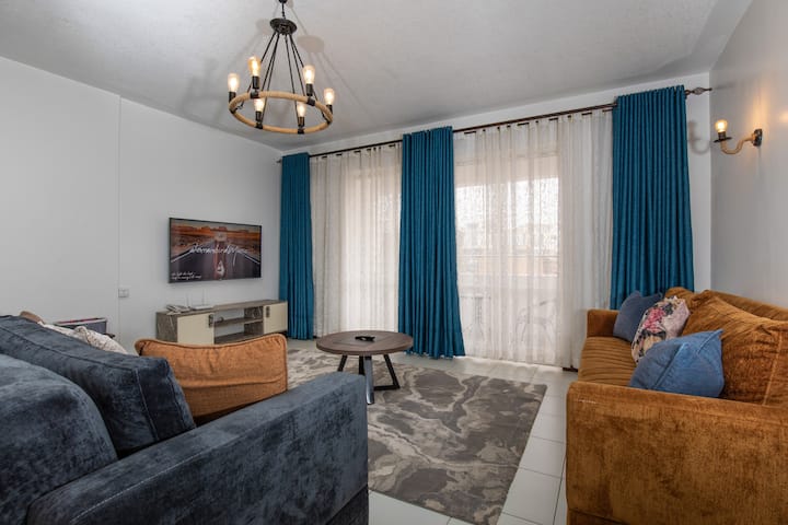 4bd|3ba Minutes To Sarit Centre Quiet Familyhome - Nairobi