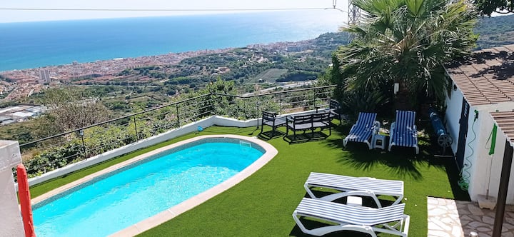 Apartamento Con Piscina Y Fantásticas Vistas - Calella