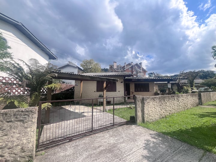 Casa Vista Do Lago: Próximo A Catedral De Pedra - Canela