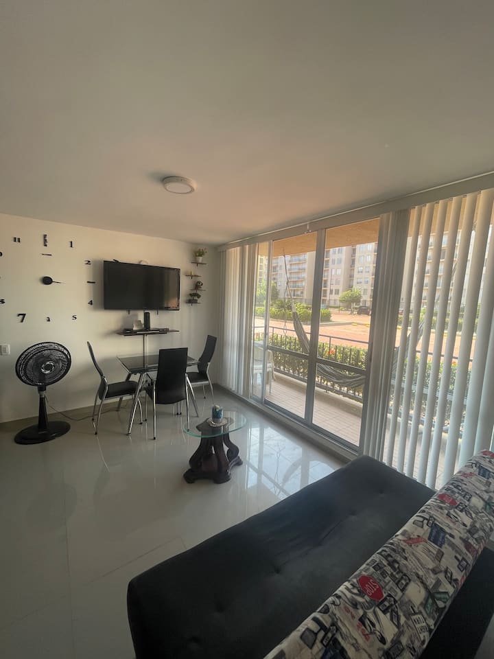 Apto Vacacional Con Wi-fi Ricaurte-girardot Cund. - Girardot