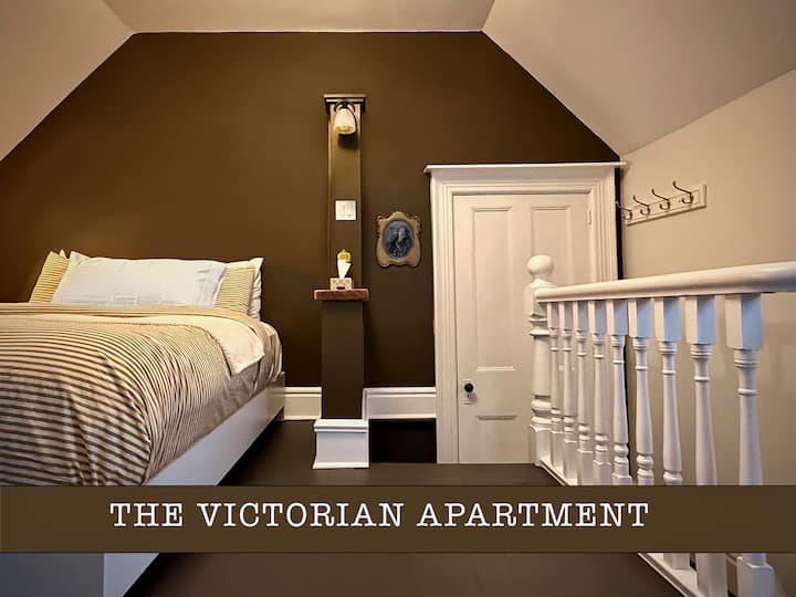 Victorian Apartment-downtown Elora - Fergus