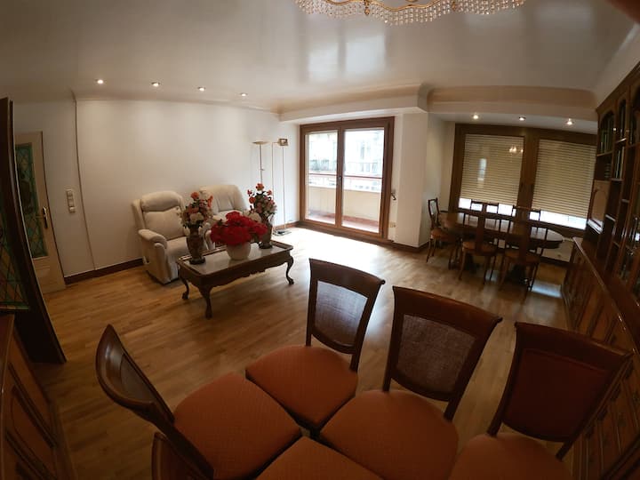Bonito Piso De 150 M2 Exterior A La Calle. - Astigarraga