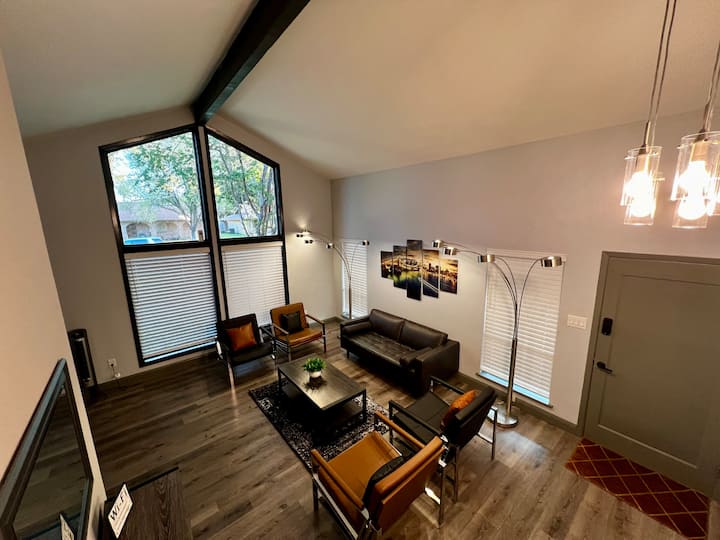 Hummingbird Place. Spacious Home In Great Location - McAllen, TX