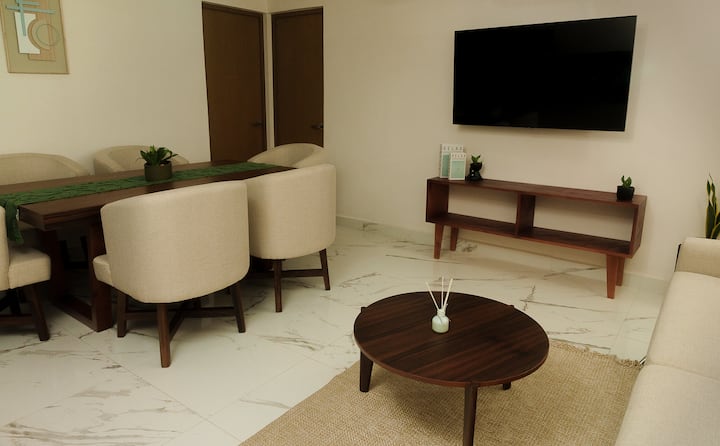 Apartment, Luxury And Comfort, 4 Min Paseo Montejo - Mérida