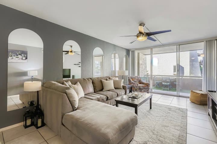 Family Friendly 1 Bed/1 Bath Condo In Old Town - Scottsdale, AZ