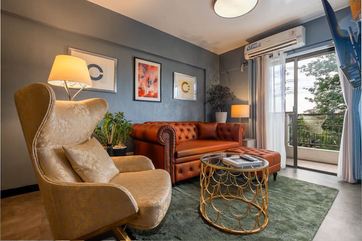 Boutique 60sqm 1-br Near Airport, Business Hubs - Taguig