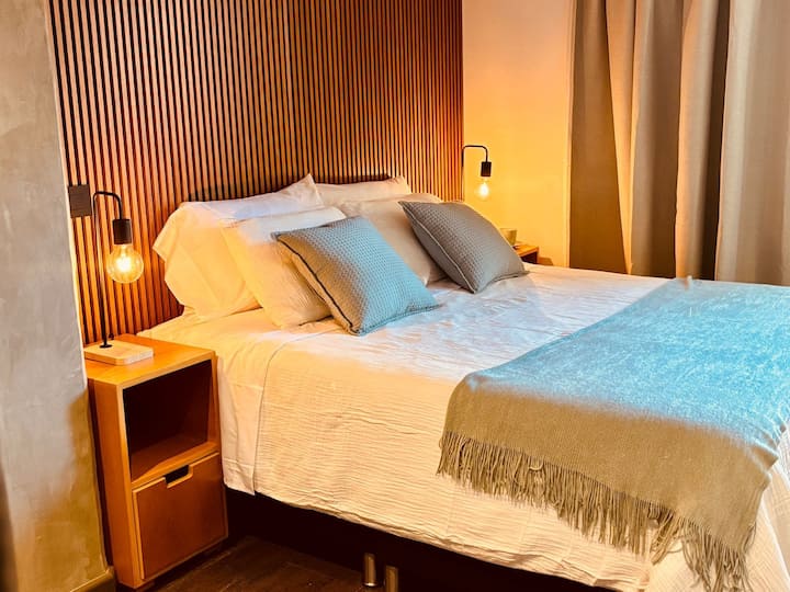 Studio Apartment Next To El Parque Del Poblado - Medellín, Colombia