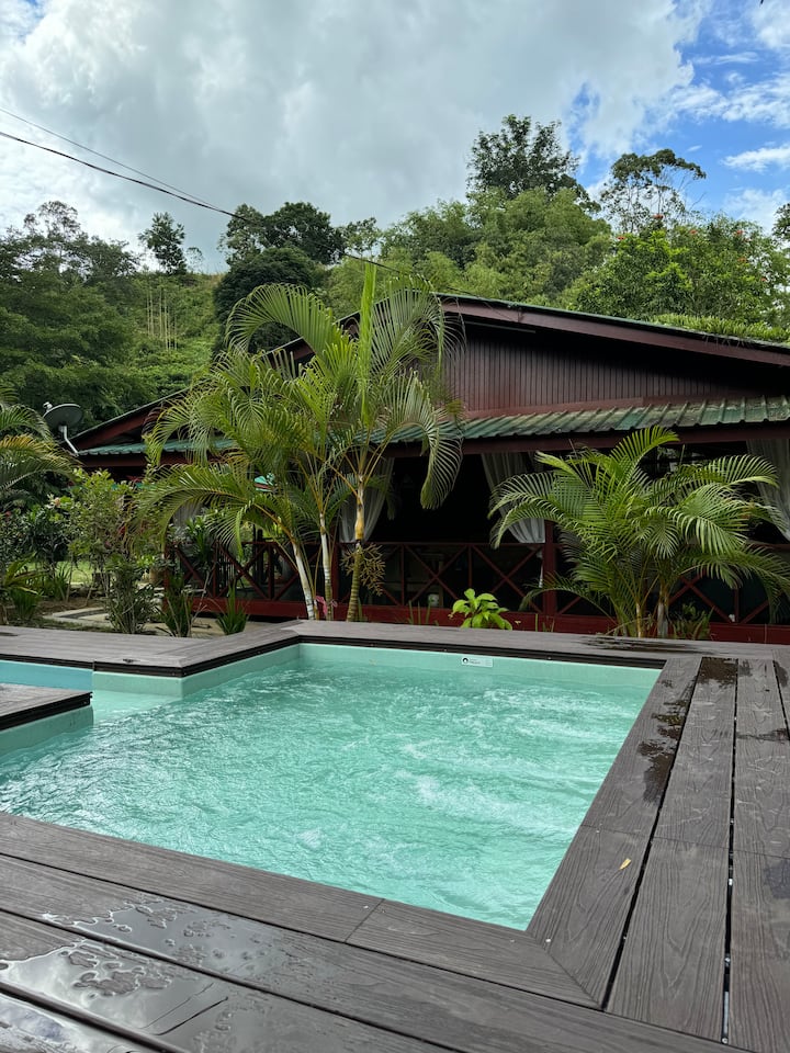 Duapintu: Private Riverside Cottages In Kampung - Bentong