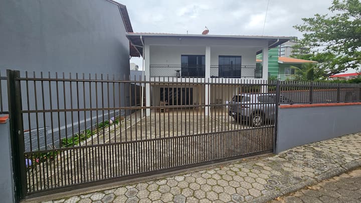 Casa Muito Próximo Da Praia, Canto Privilegiado - Barra Velha