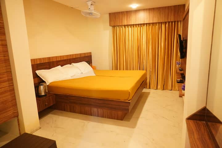 Deluxe Room - Yercaud