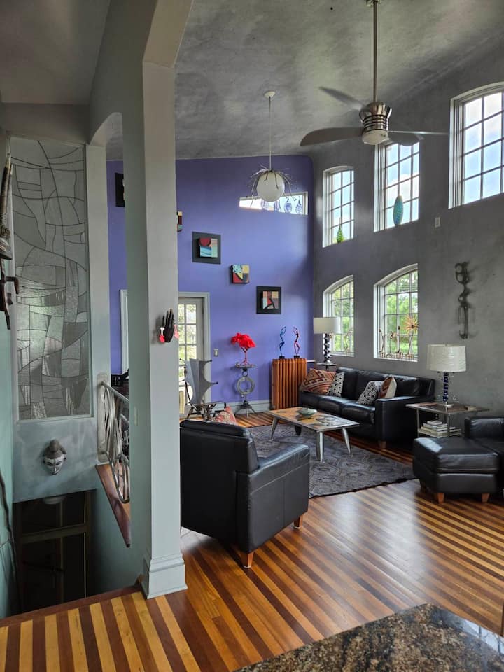 Artistic And Spacious Home In Minneapolis - Minneapolis