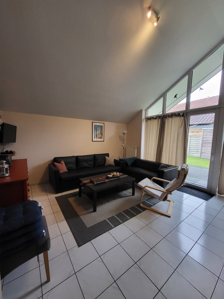 Ferienhaus Maiglöckchen Mit Garten & Terrasse - Papenburg