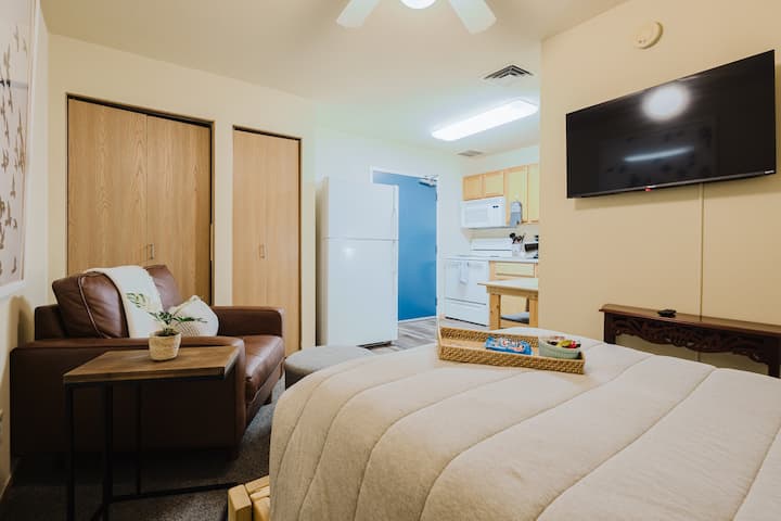 Efficiency Studio 9 - Omaha, NE