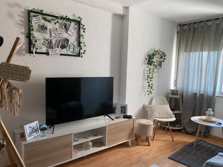 Habitación En El Centro De Alcala * - Spain