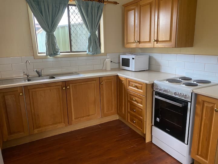 Kingscote Rest - Kingscote