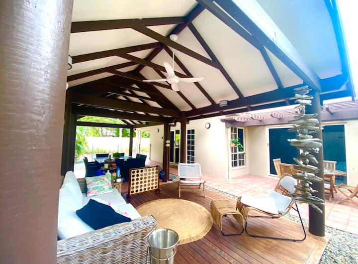 Lux Home, Heated Pool, 1 Min Walk To Beach/park - Port Douglas
