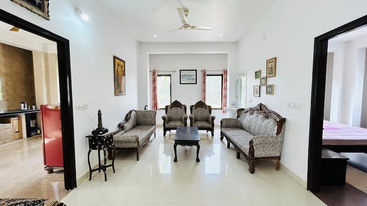 Lake View Villa Near Lake Pichhola - Udaipur